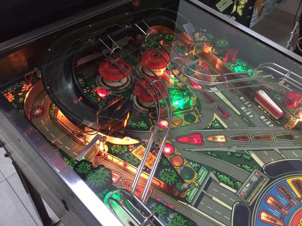 Buy Williams High Speed Pinball Machine Online - Premium Pinballs